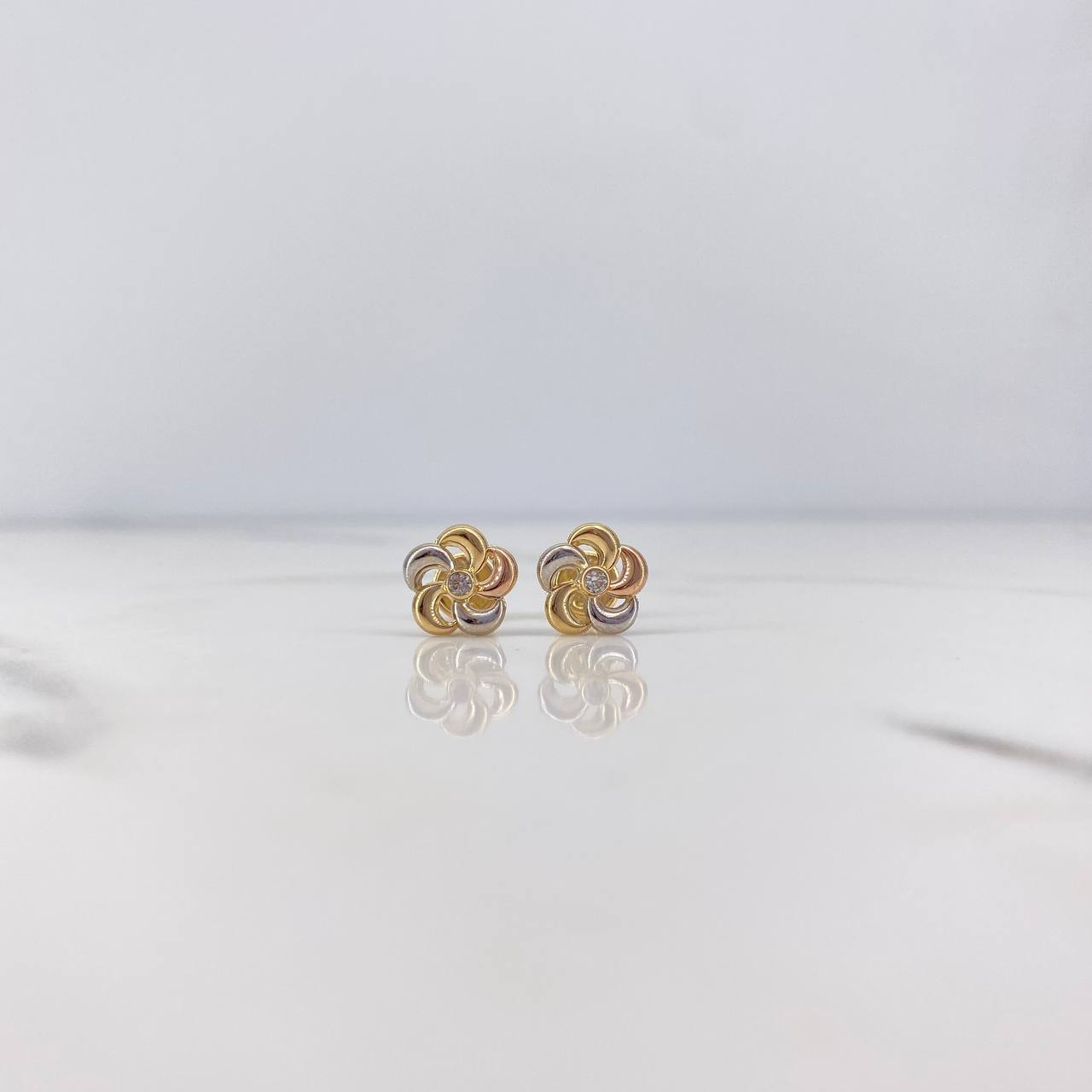 Topos Flor 0,75gr, 18K Oro Nacional – Napoleone Joyas CO