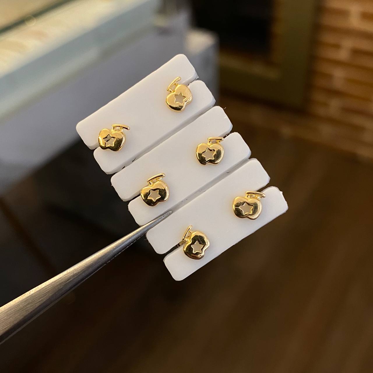 Topos Manzana 0.8gr Estrella Central Oro Amarillo* – Napoleone Joyas CO